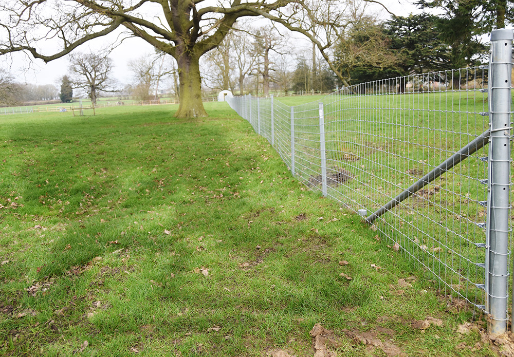 HAMPTON’S STRAINERLOK AND VERSALOK METAL POST SYSTEMS PASS THE TEST ...