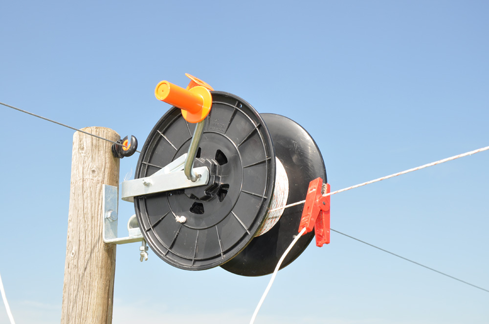 NEW TOOL FOR FOOLPROOF ELECTRIC FENCE DESIGN - Fencing and Landscaping News