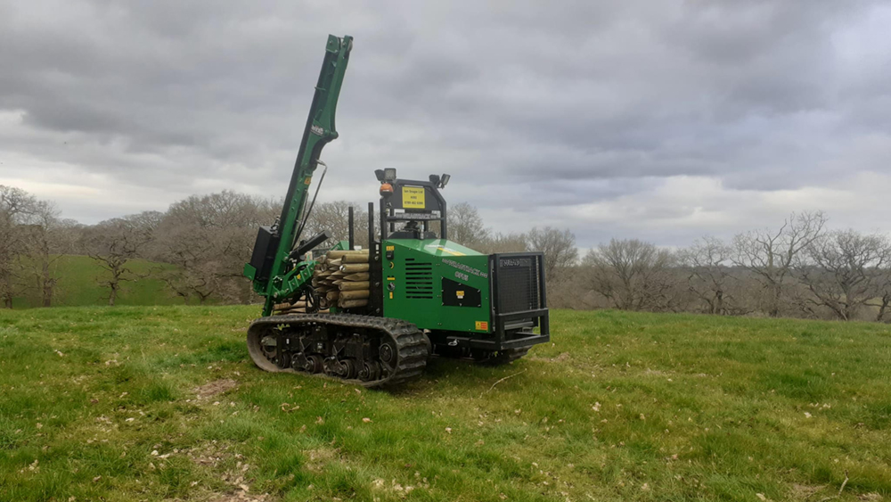 MIDLANDS FENCING FIRM DIVERSIFIES WITH WRAG - Fencing and Landscaping News