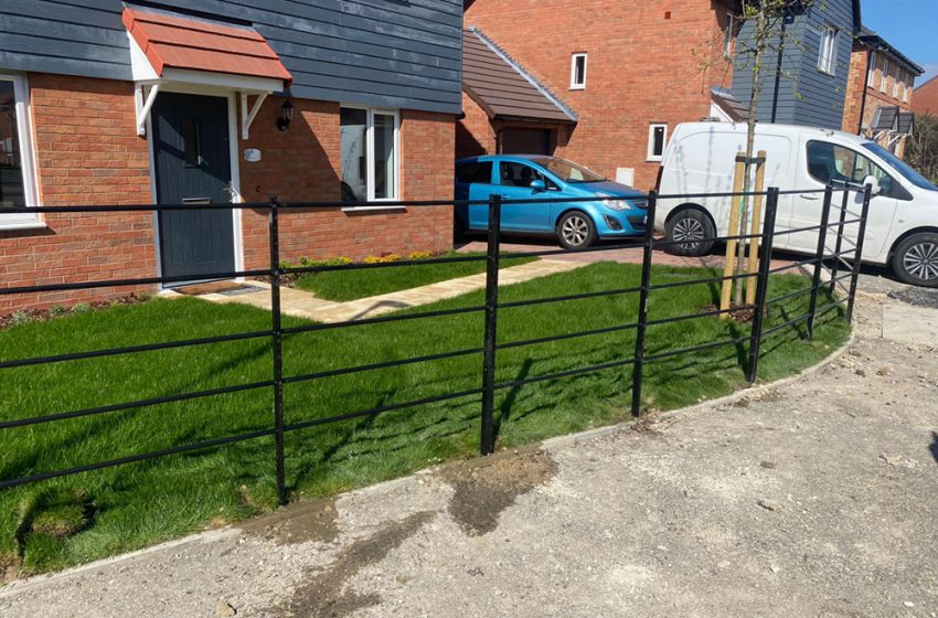 FIRST FENCE LAUNCH NEW WELD-FREE RAILINGS - Fencing and Landscaping News