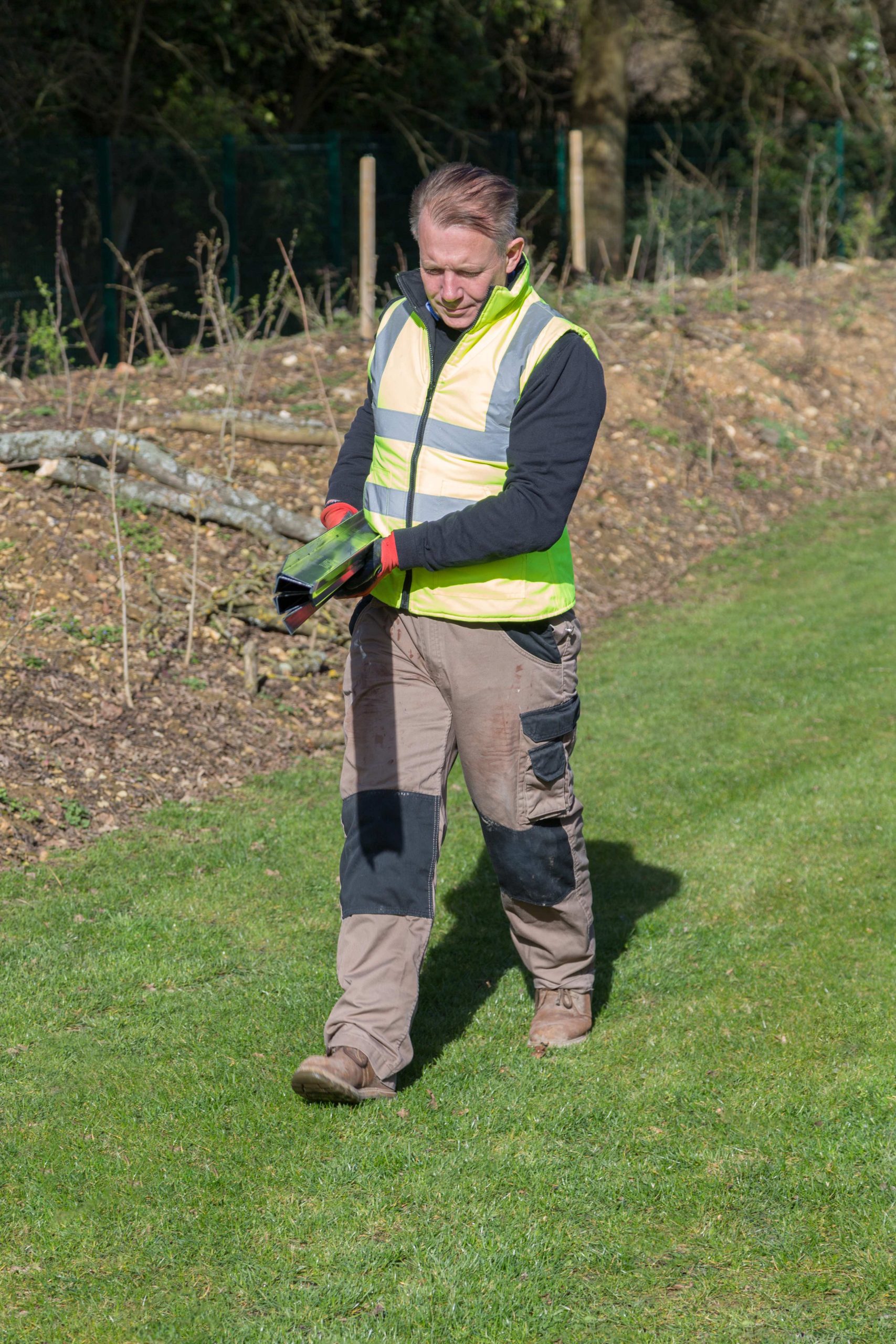 STEEL: A SUSTAINABLE ALTERNATIVE TO CONCRETE POSTS - Fencing and ...